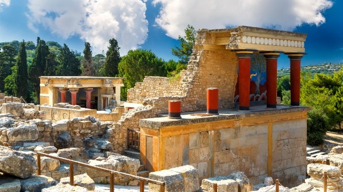 Tout ce qu’il y a à savoir sur le palais de Cnossos | C-Magazine